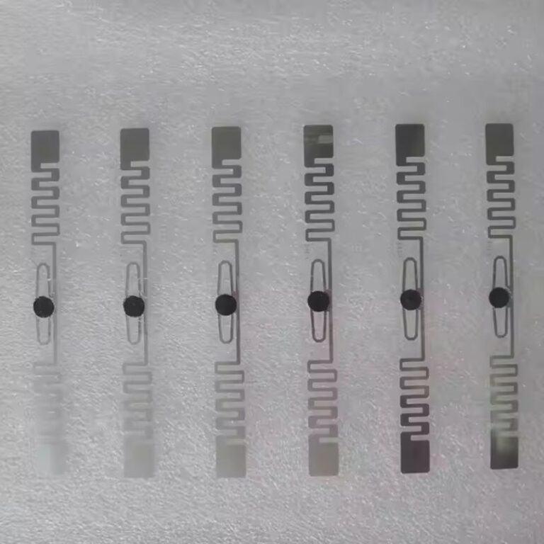 Long Range UHF Custom RFID Tag for Vehicles Windshield